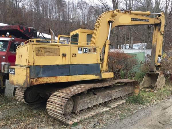 Excavator Caterpillar 215 $16'000 SOLD! - United Exchange USA