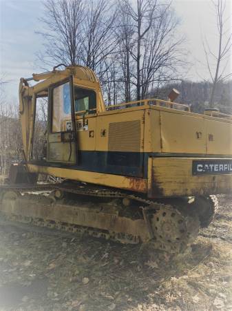 Excavator Caterpillar 215 $16'000 SOLD! - United Exchange USA