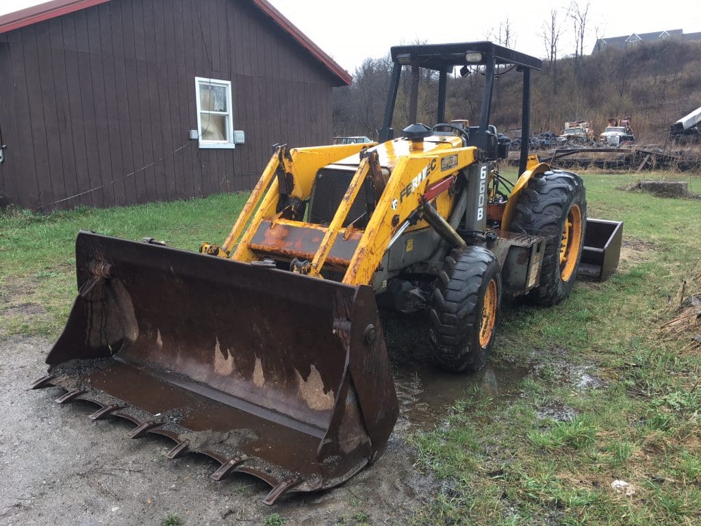 Tractor Grader Loader Fermec 660B $11'000 - United Exchange USA
