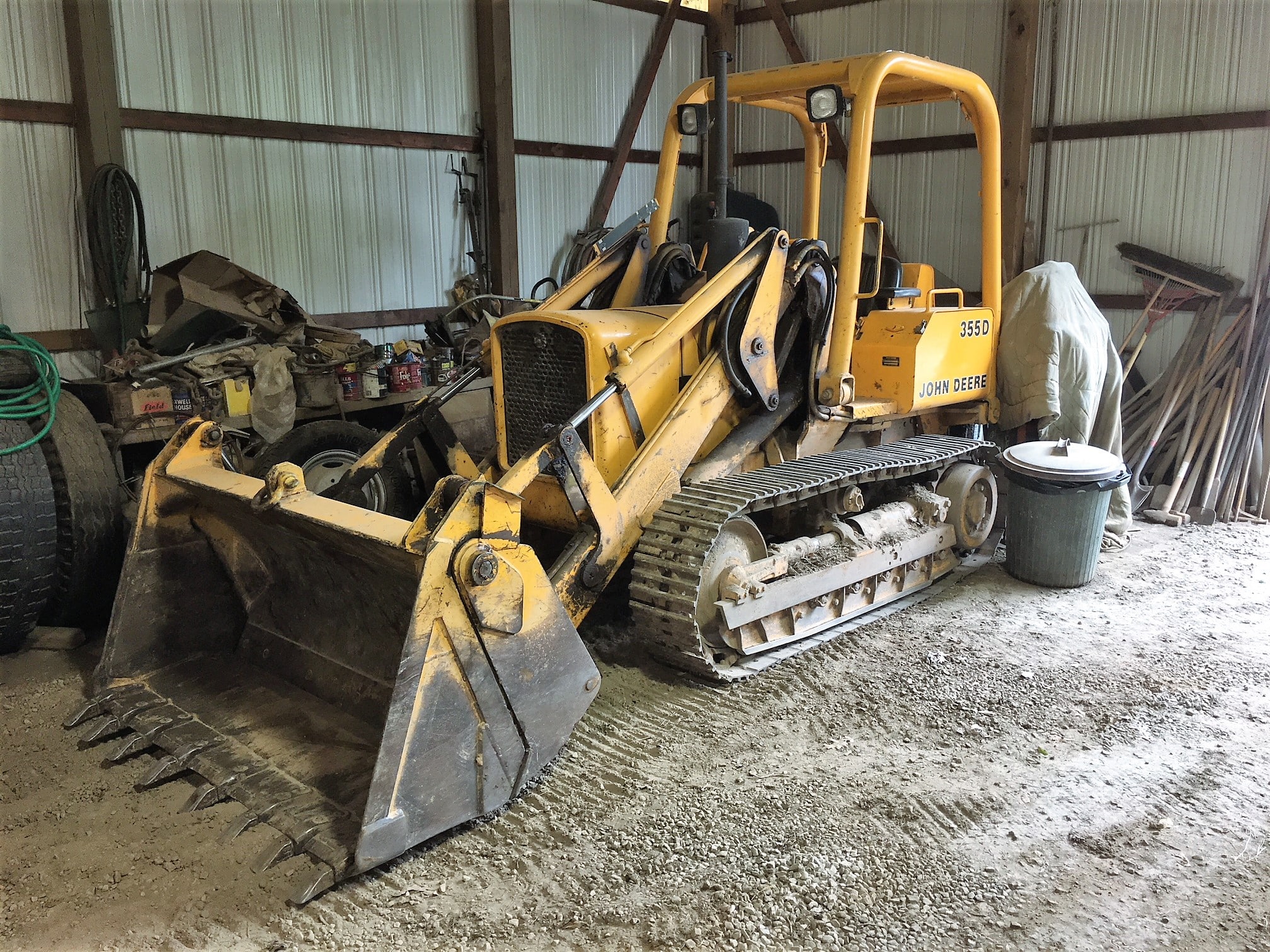 John Deere 355 D Track Loader $18'500 SOLD! - United Exchange USA