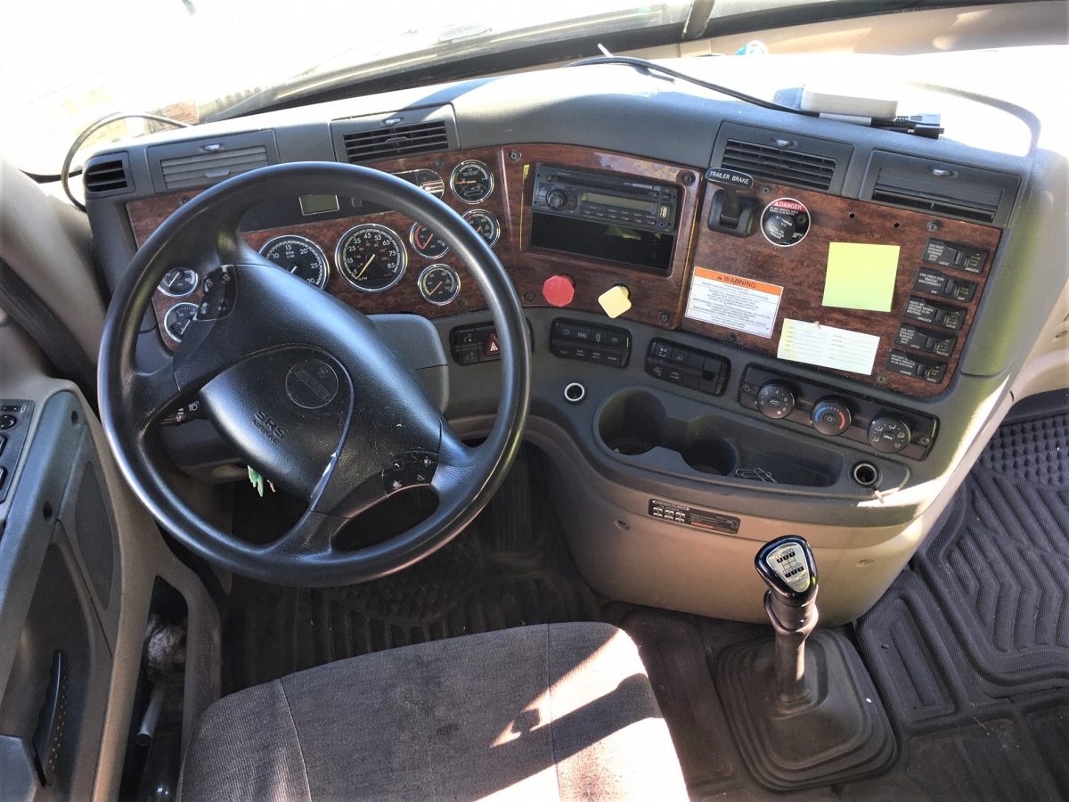 semi-truck-dash-board - United Exchange USA