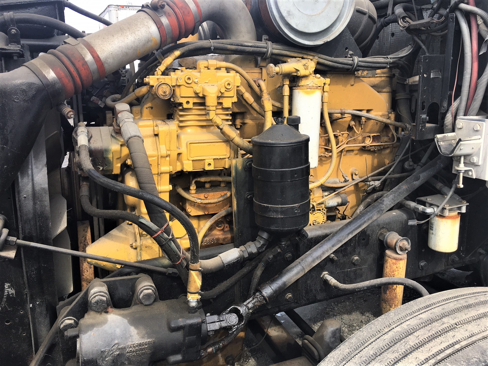 425-horse-power-caterpillar-kenworth - United Exchange USA