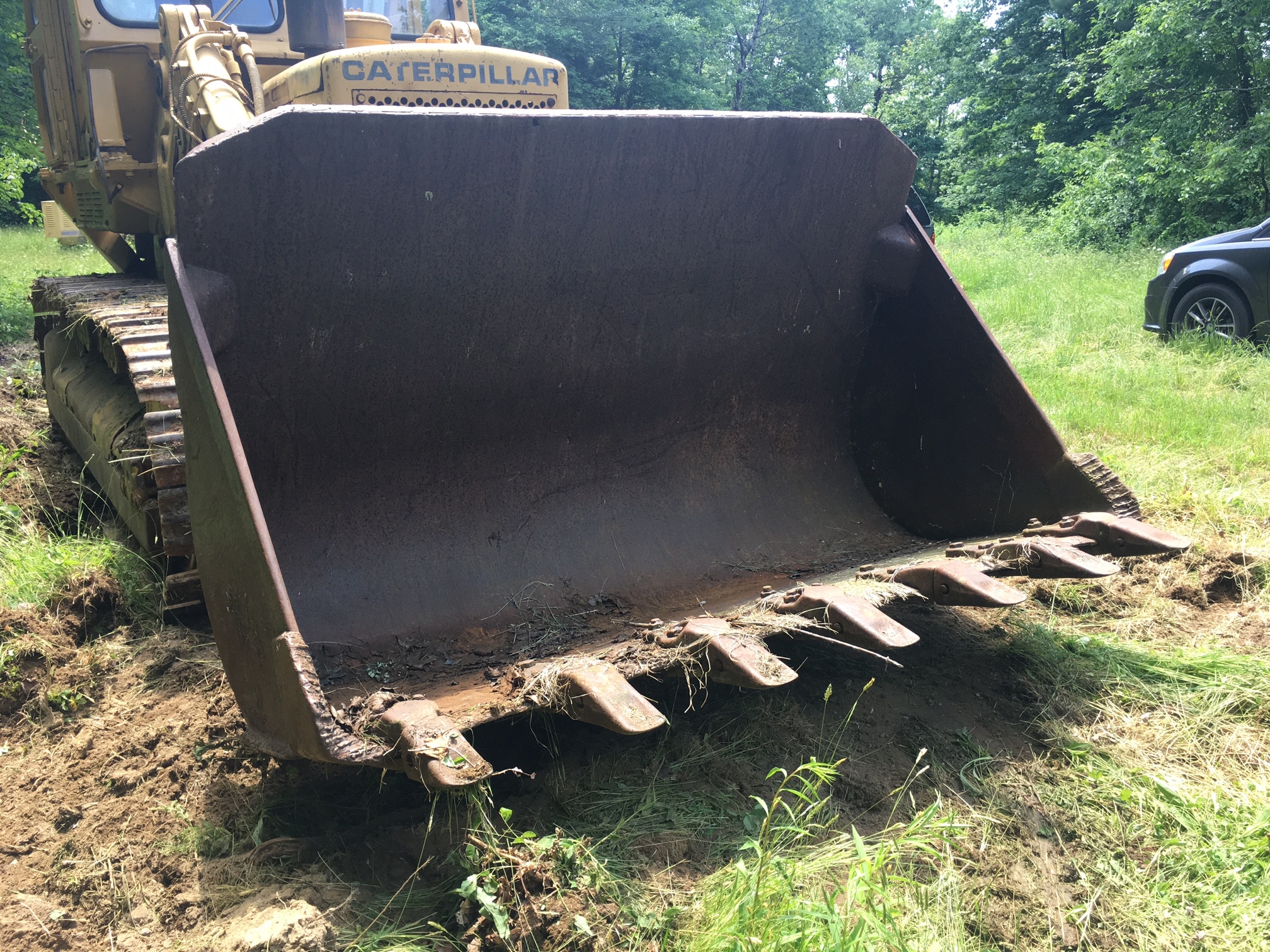 track-loader-bucket - United Exchange USA